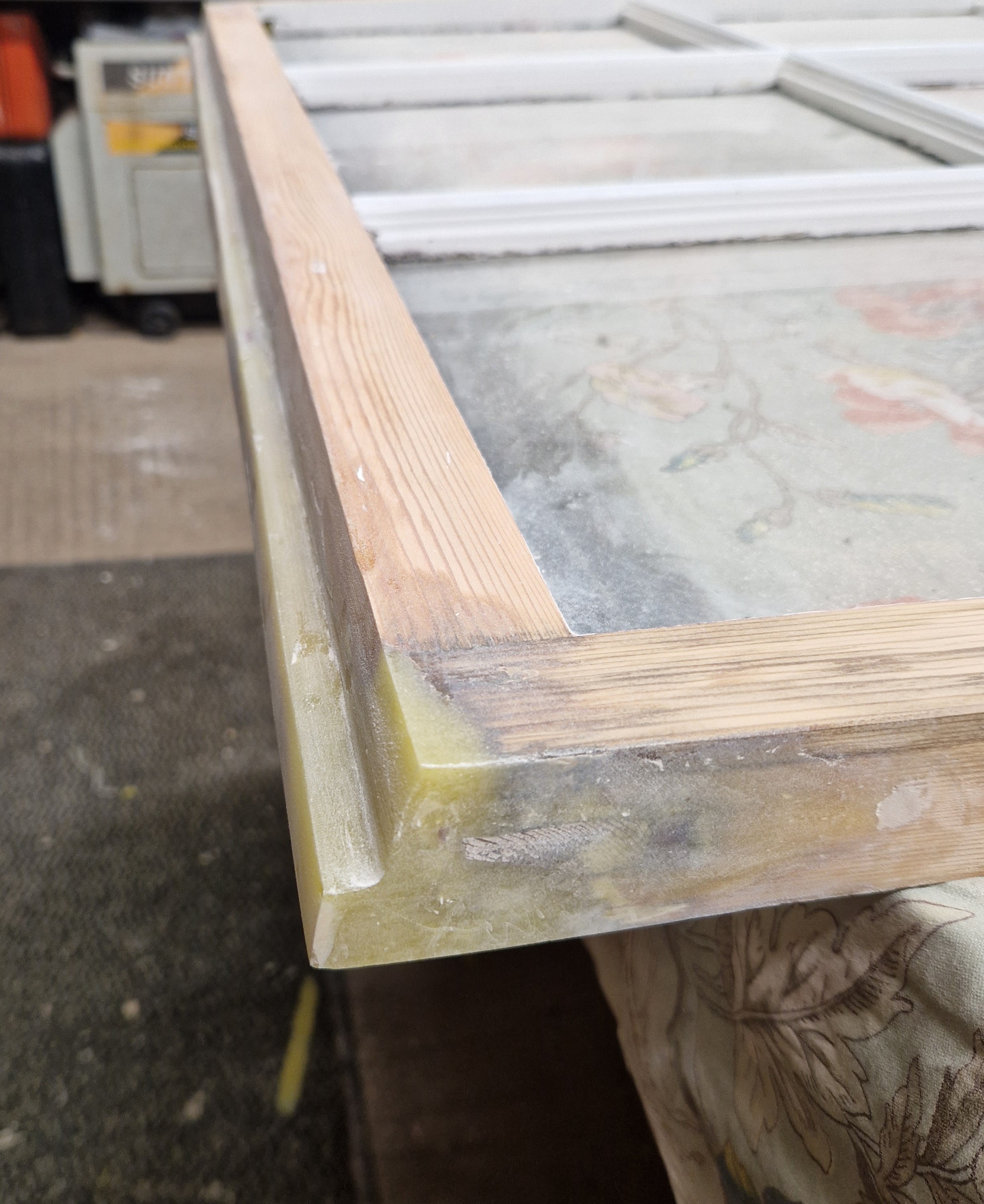 Bathroom window with extensive rot and decay. – Sash Man