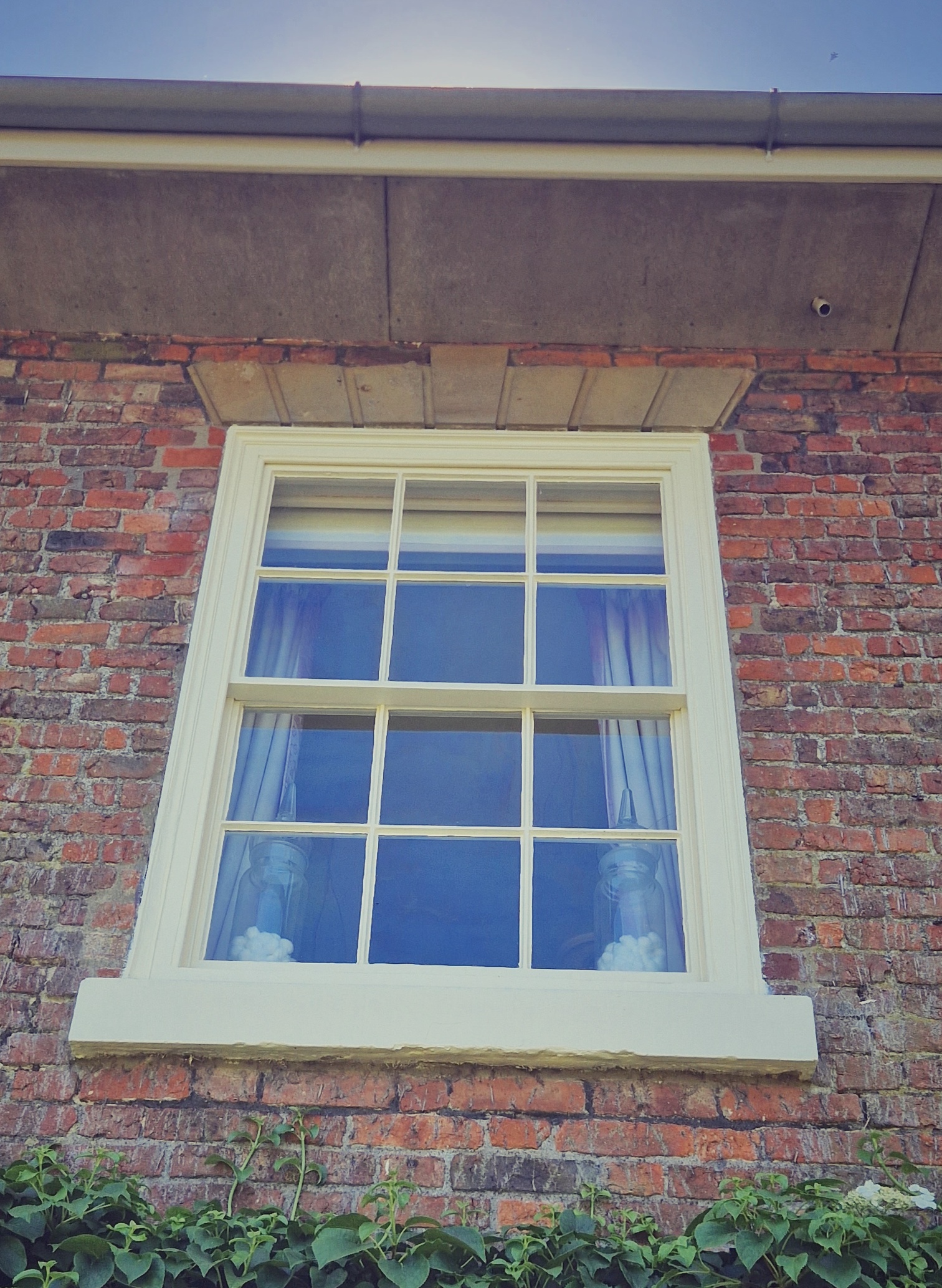 Bathroom window with extensive rot and decay. – Sash Man
